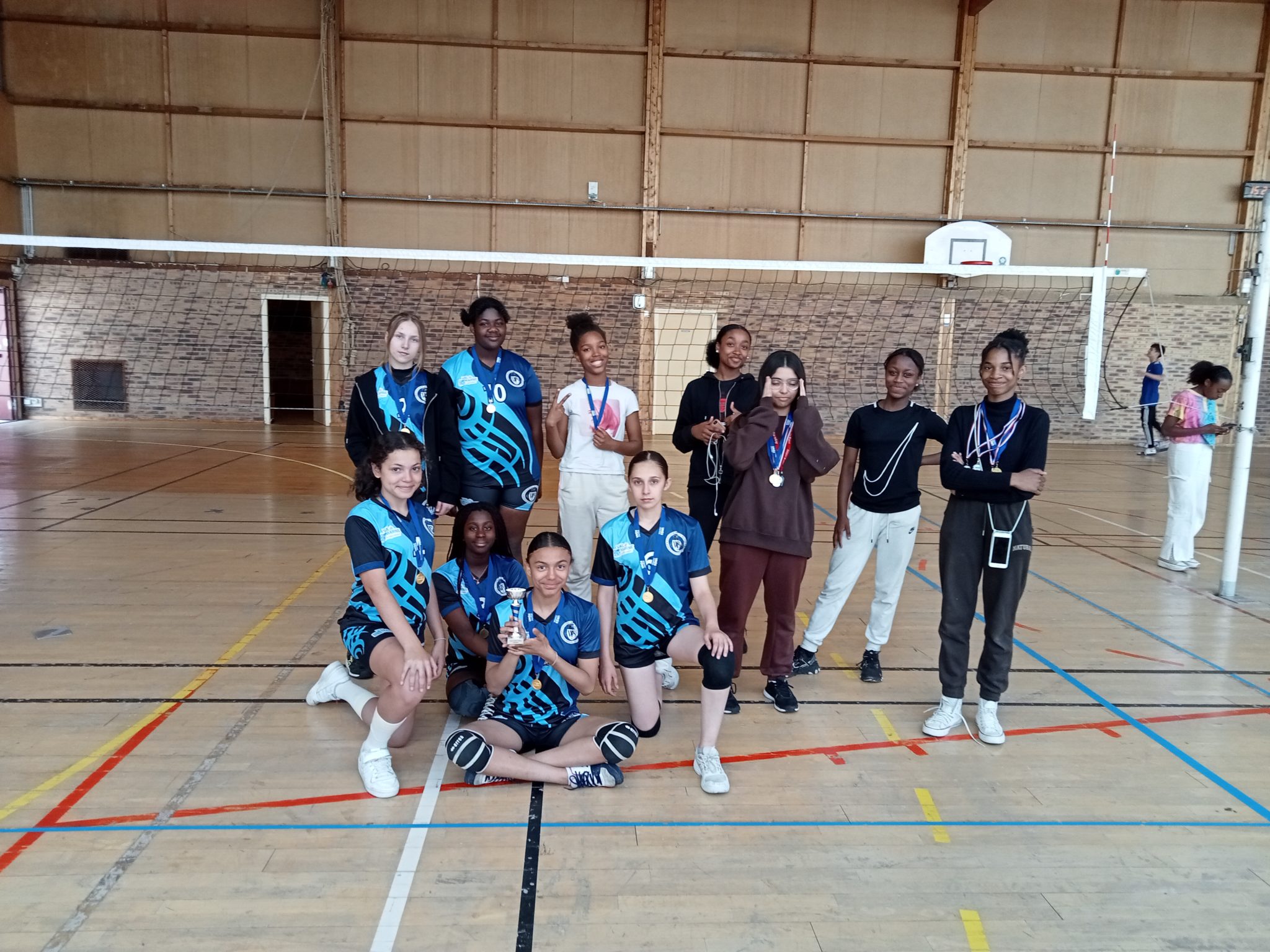 Mercredi 8 juin Test de volley pour l'entrée en classe sportive. - Blog ...