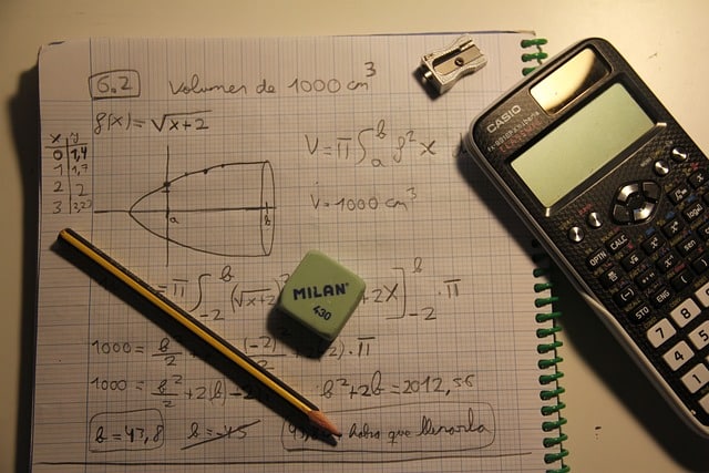 Chapitre 4 : Agrandissement et réduction d'une figure - Mathématiques ...